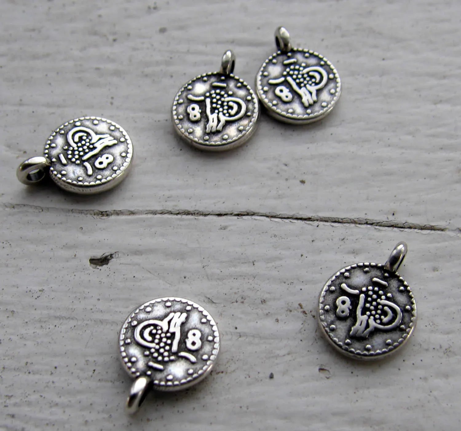 Berlock Silverfärgad - Mynt 5-pack - Smyckesdelar – Hilmas Pyssel